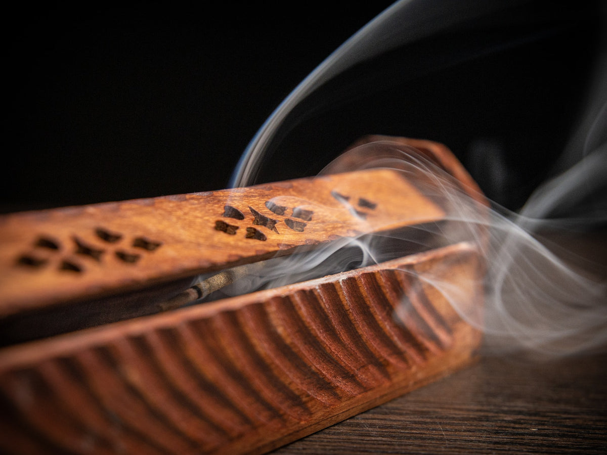 The Ancient Traditions Of Incense For Spirituality, Calm And Health ...